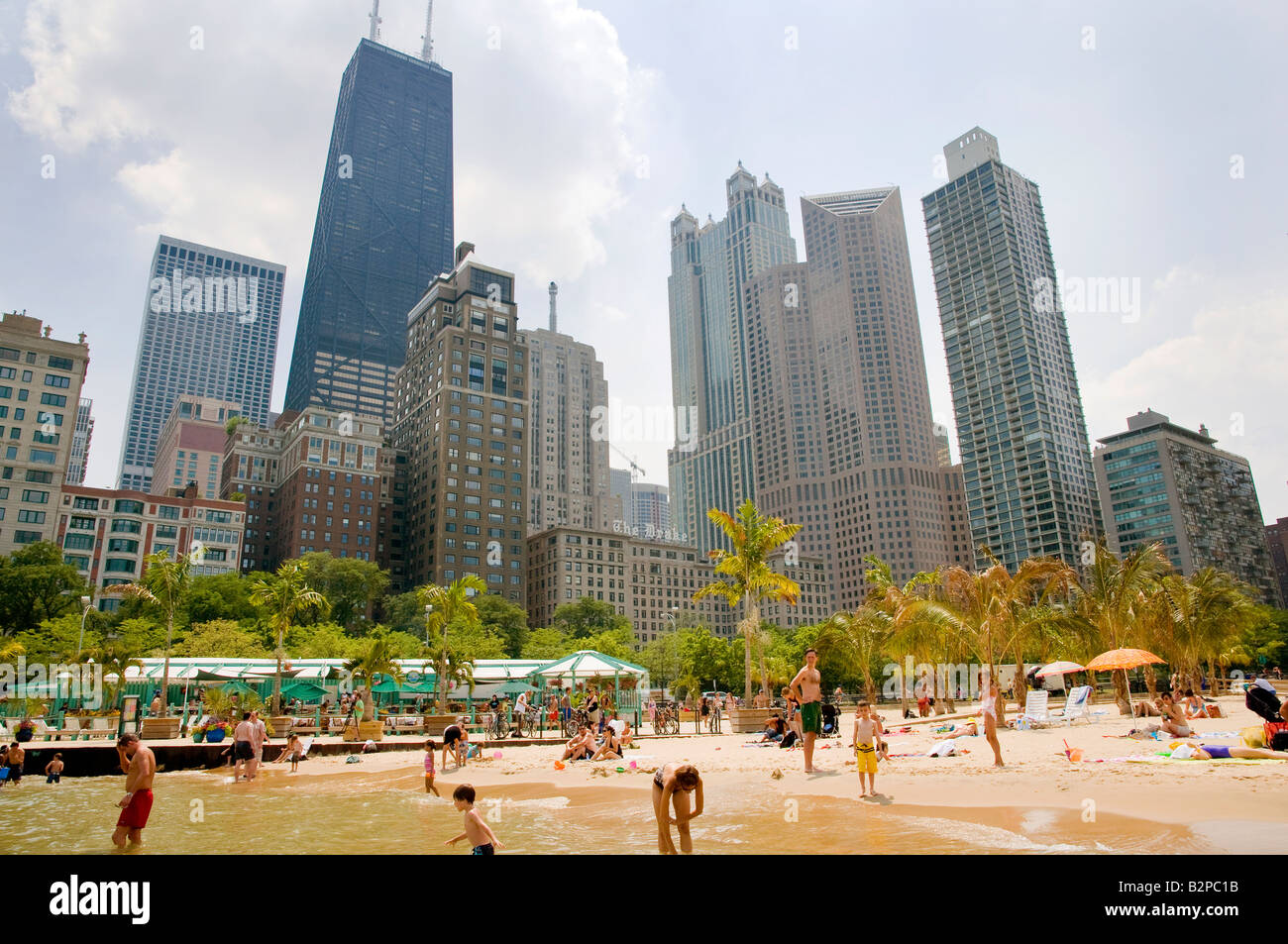 Chicago's Oak St. Beach & Skyline Stock Photo - Alamy