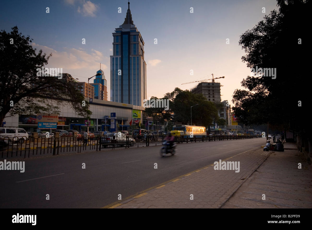Mg road bangalore hi-res stock photography and images - Alamy