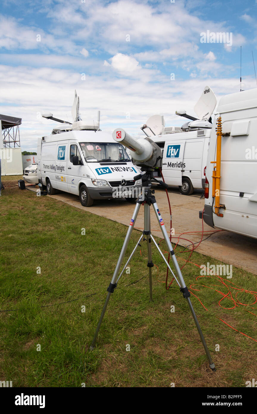 ITV Satellite coverage of Farnborough Air Show 2008 Stock Photo - Alamy