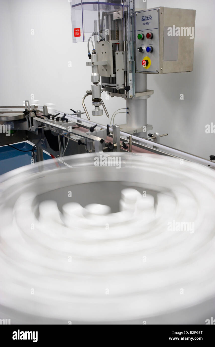 The assembly line hi-res stock photography and images - Alamy