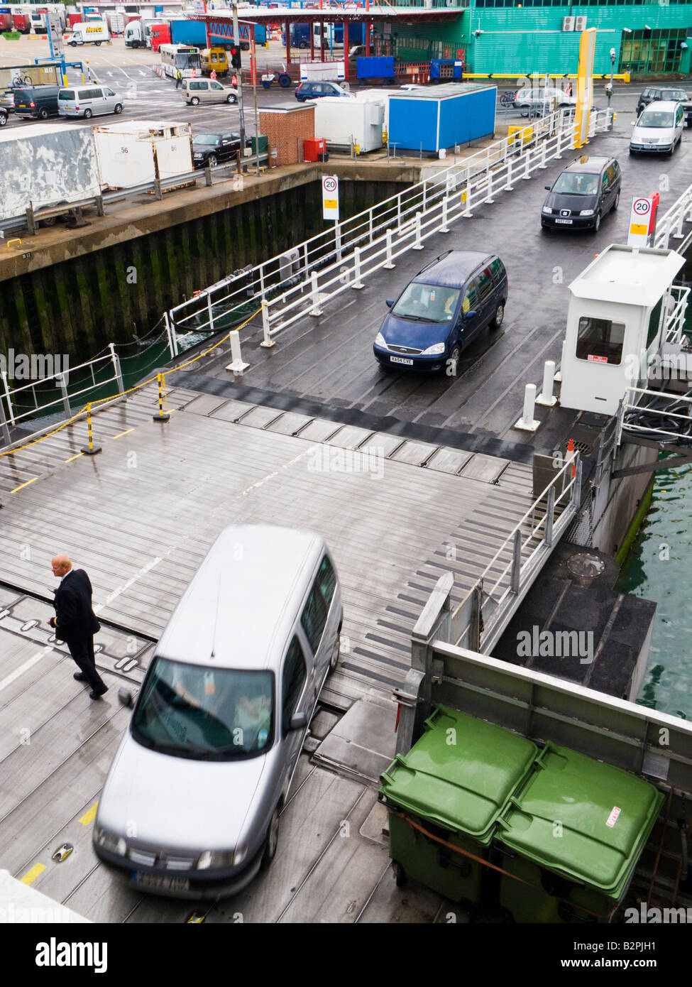 Loading cars cross channel ferry ramp england uk hi-res stock ...