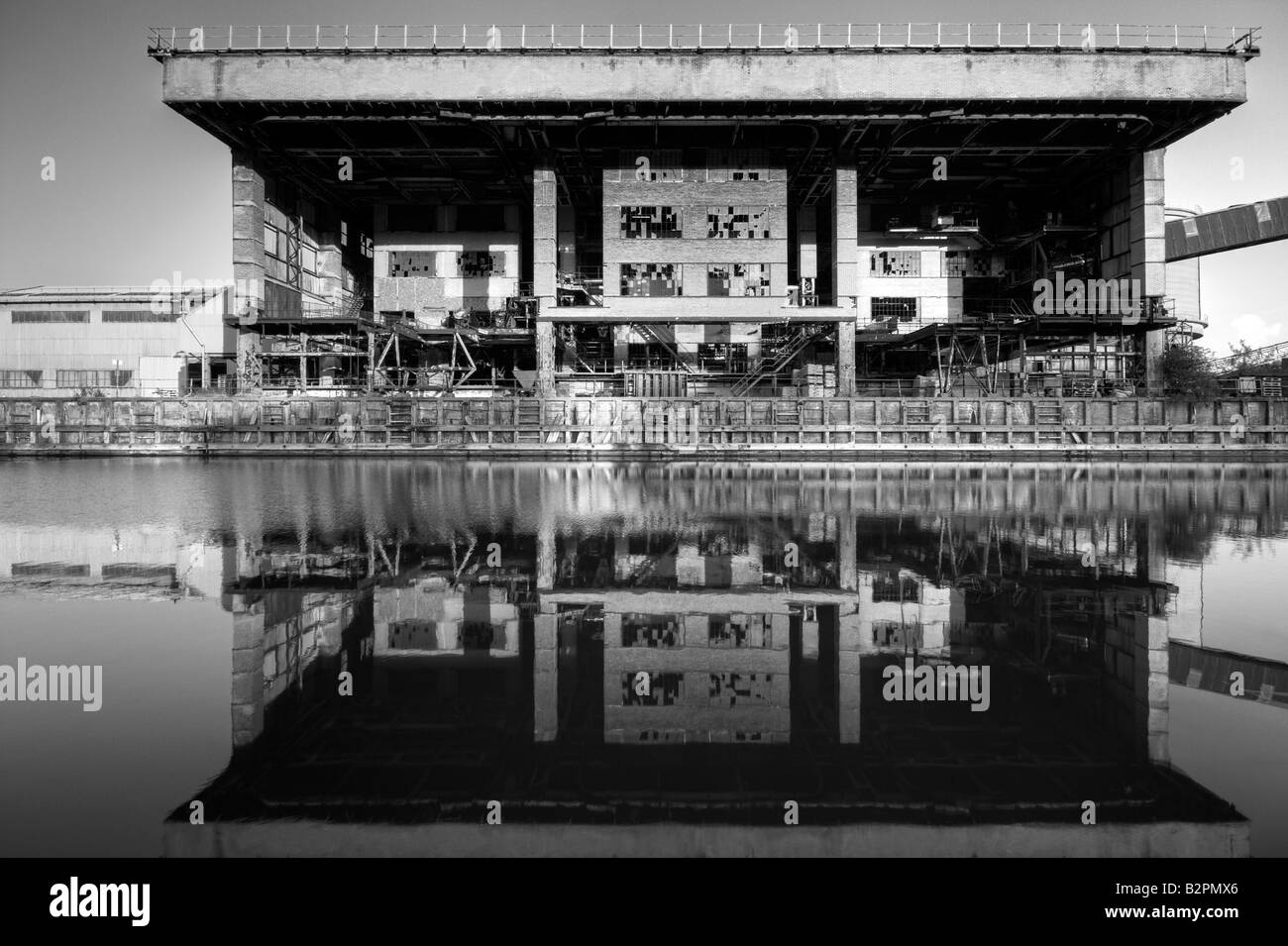Derelict factory, Brunner Mond, Winnington, Northwich, Cheshire, UK ...