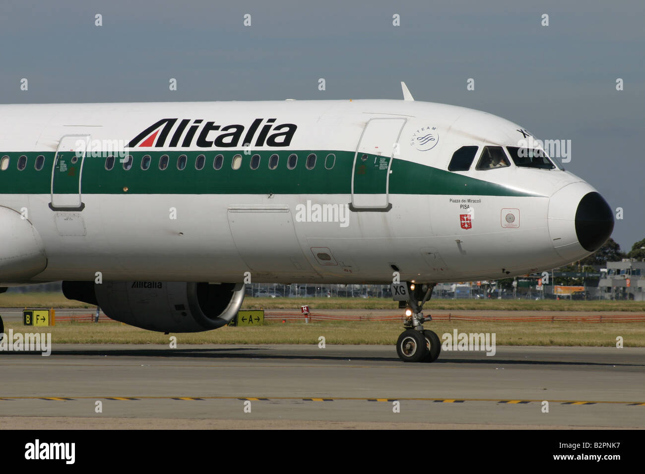 Alitalia flight hi-res stock photography and images - Alamy