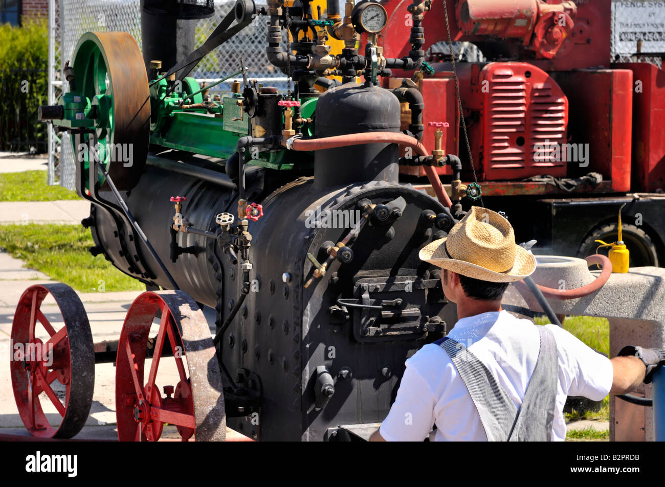 Old steam engine Stock Photo - Alamy