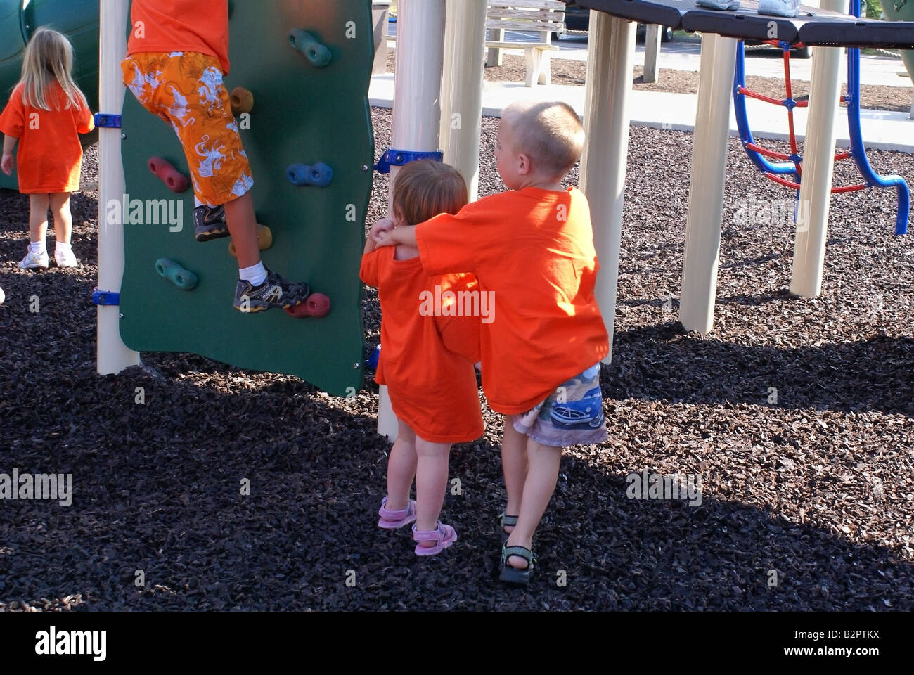 Help helping others hi-res stock photography and images - Alamy