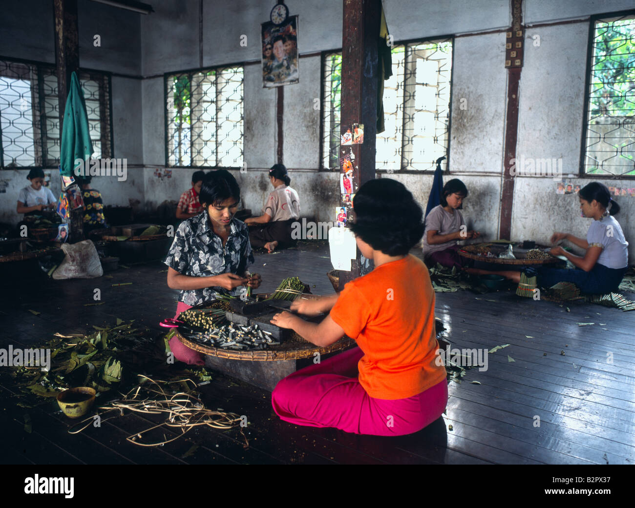 Cheroot hi-res stock photography and images - Alamy