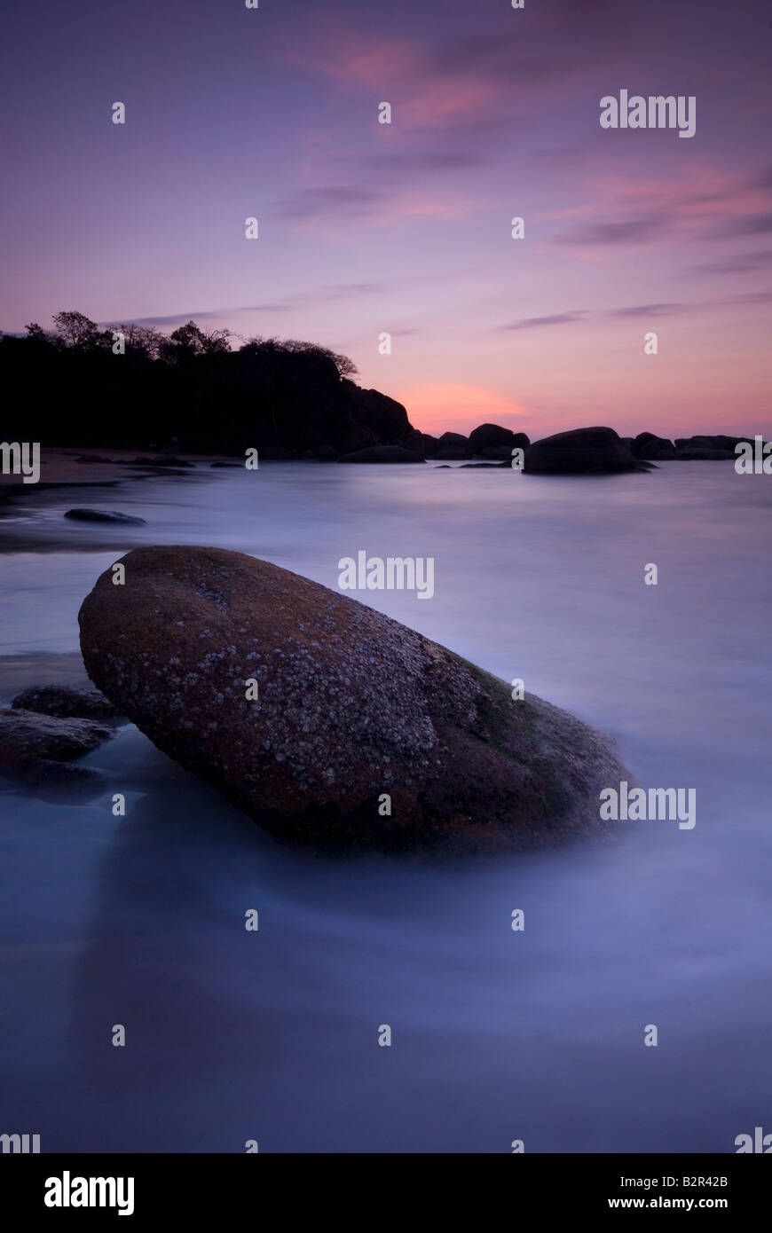 Beautiful beach sunset india hi-res stock photography and images - Alamy