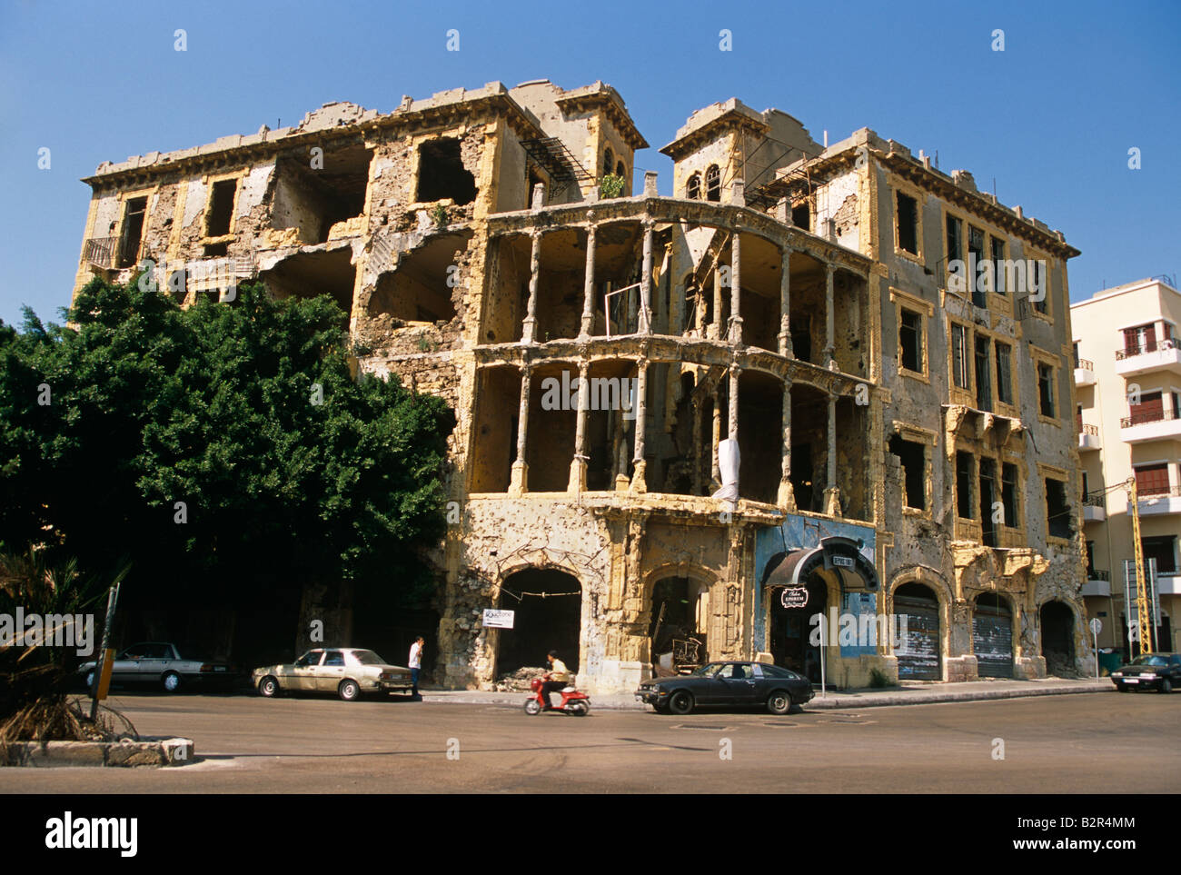 Destroyed building, Beirut, Lebanon Stock Photo - Alamy