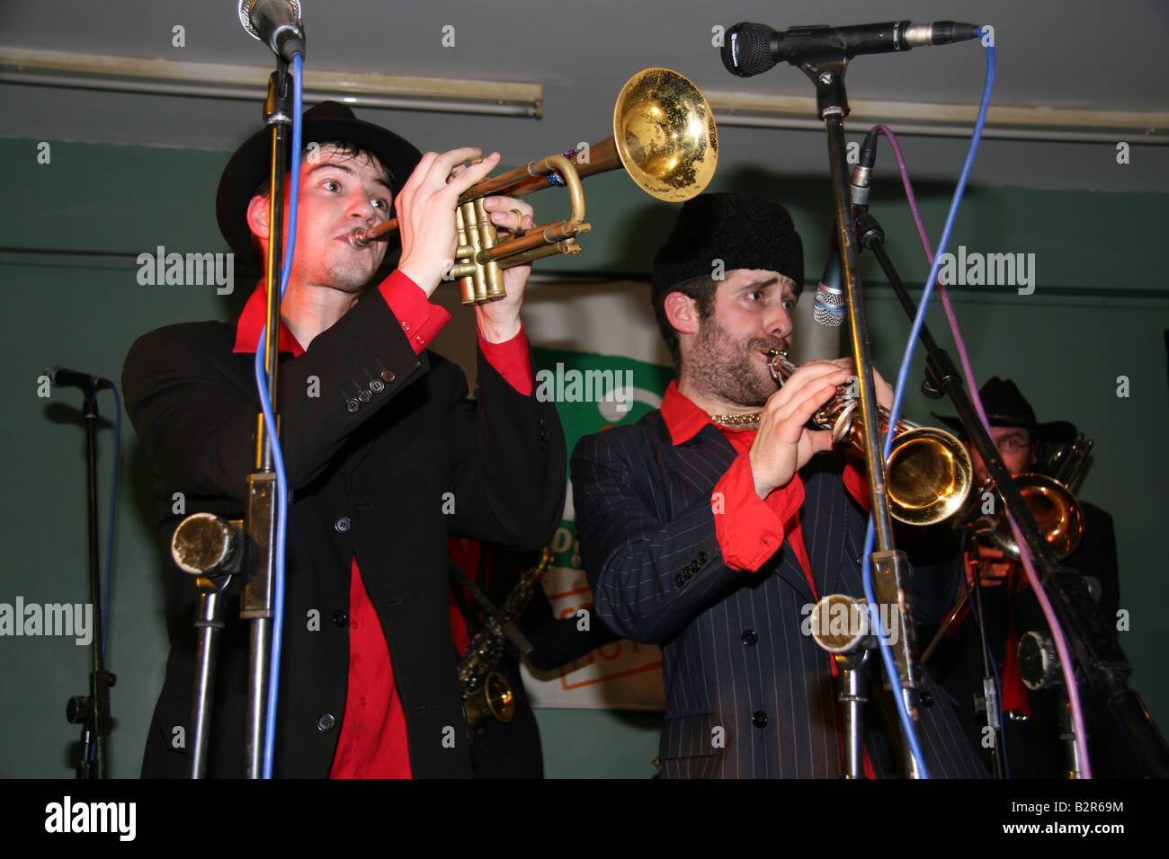 Soprano sax hi-res stock photography and images - Alamy