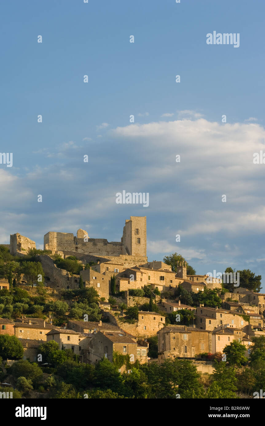 Lacoste castle hi-res stock photography and images - Alamy