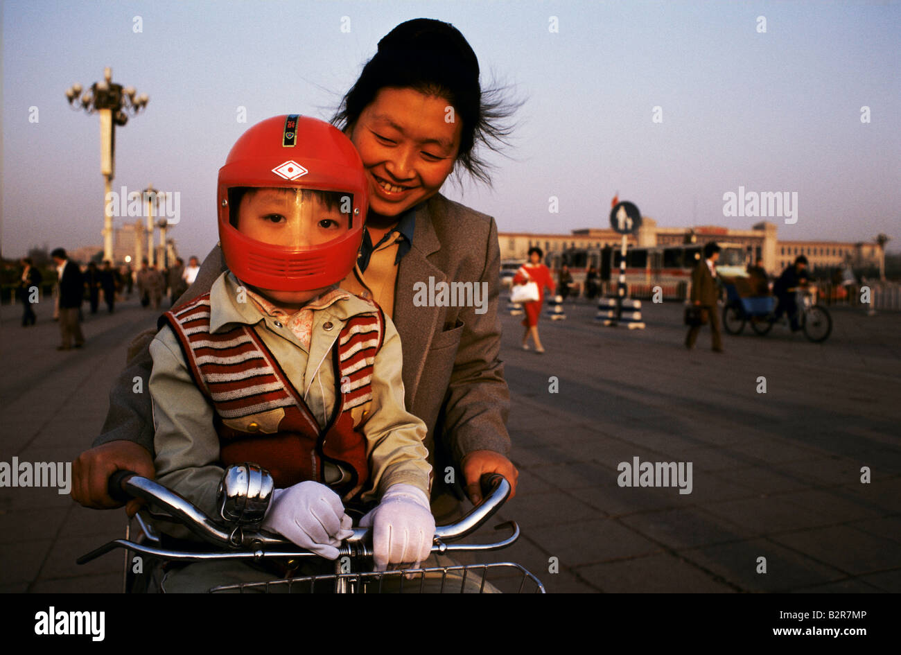 Beijing woman cycle hi-res stock photography and images - Alamy