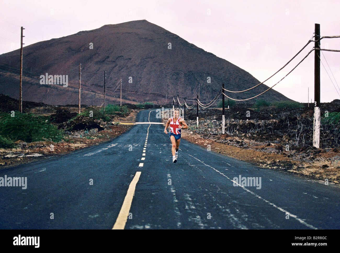 British long distance runner hi-res stock photography and images - Alamy