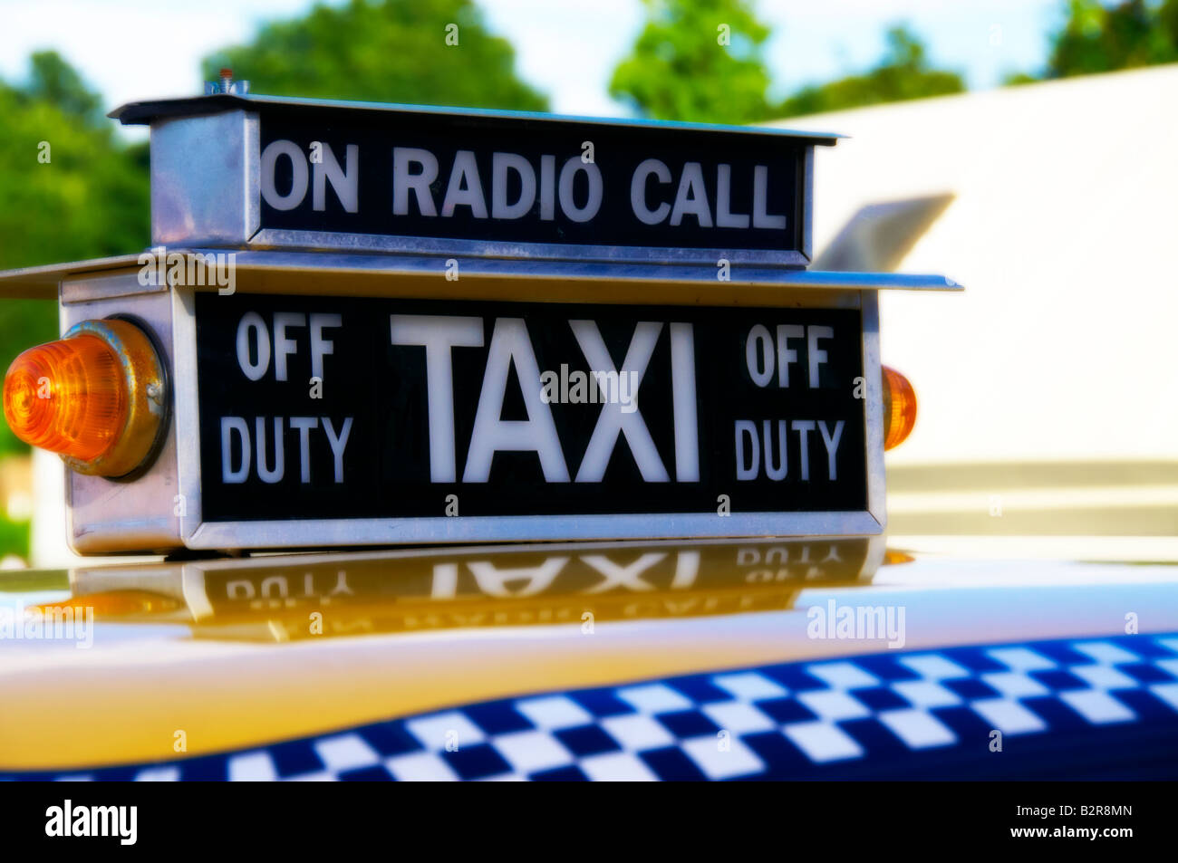 American taxi sign hi-res stock photography and images - Alamy
