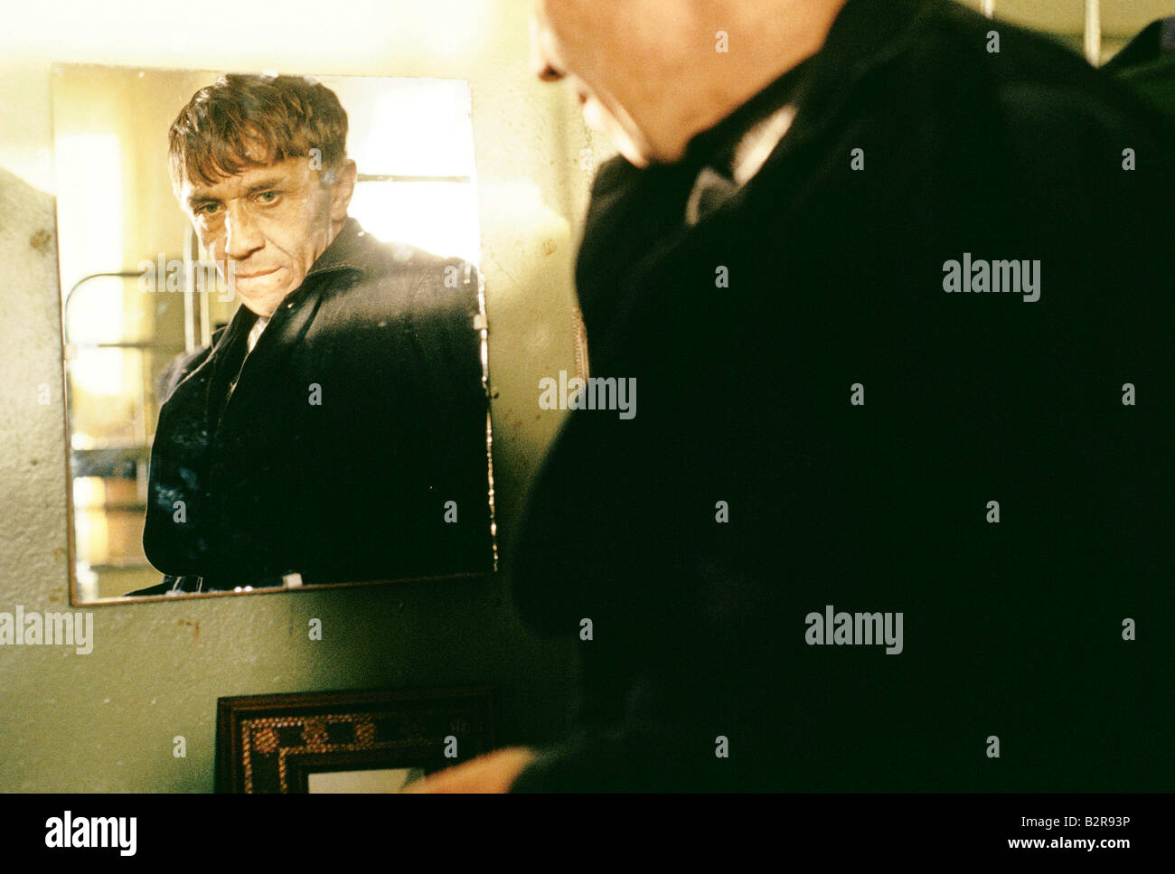 Prisoner prison cell hi-res stock photography and images - Alamy