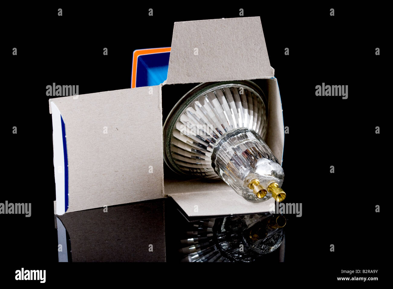 Spotlight bulb hi-res stock photography and images - Alamy