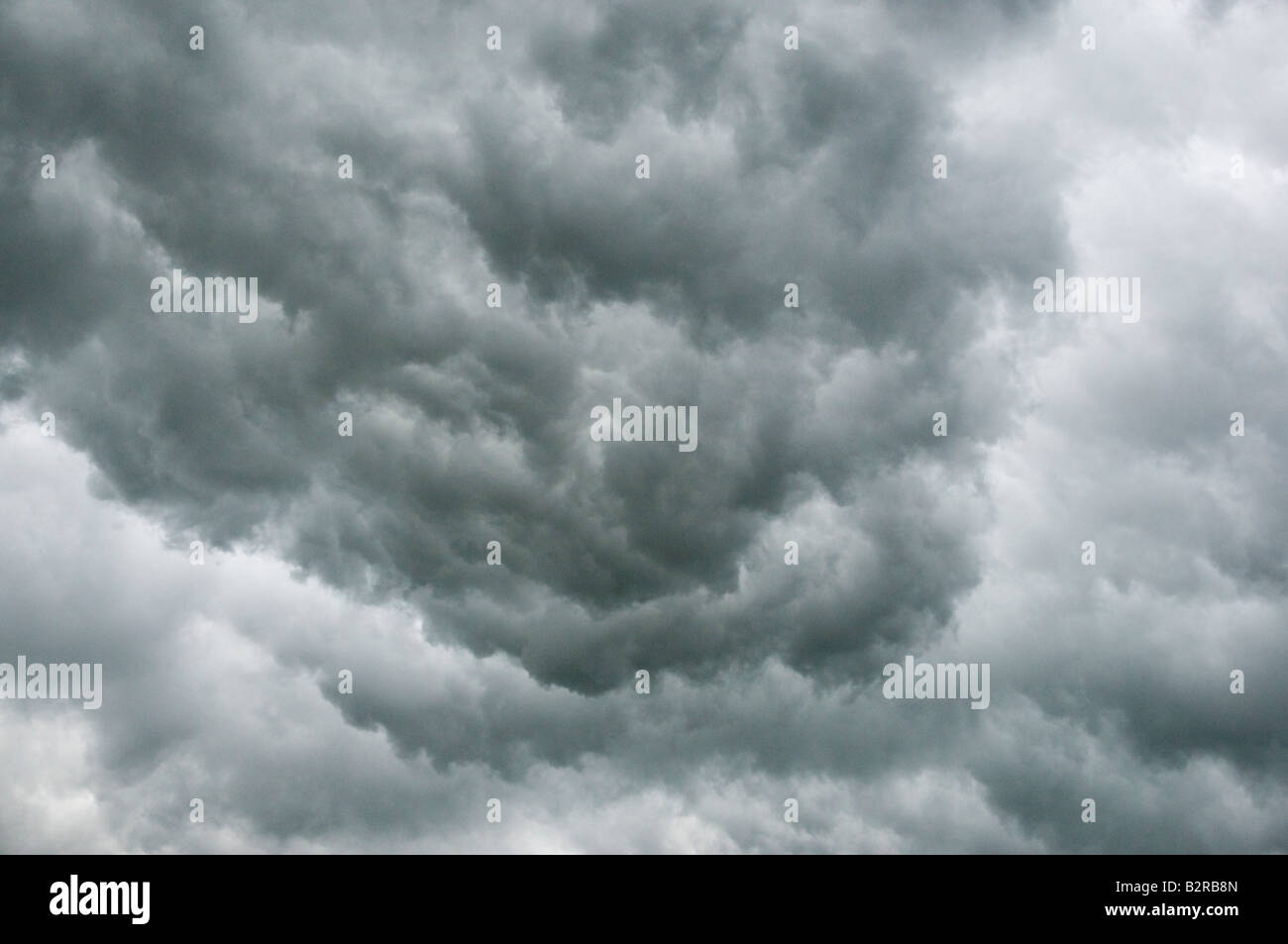 Fast moving weather front storm hi-res stock photography and images - Alamy