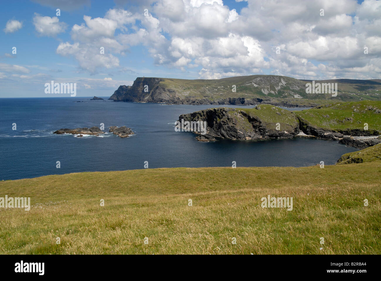 Landscape at Glen Bay, County Donegal, Ireland with the Glen Head in ...