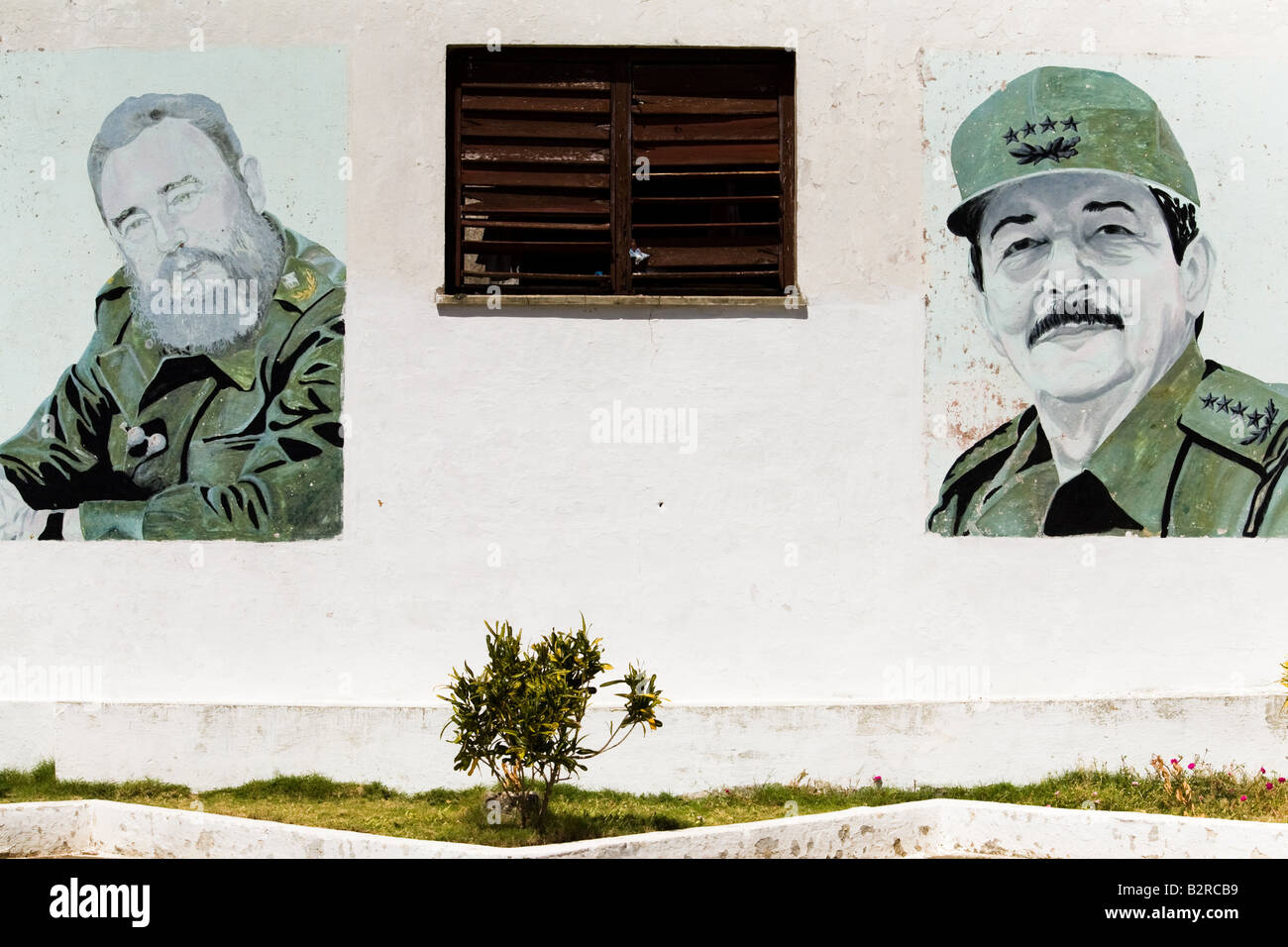 Wall paintings depicting Fidel left and Raul Castro in Baracoa, Cuba ...