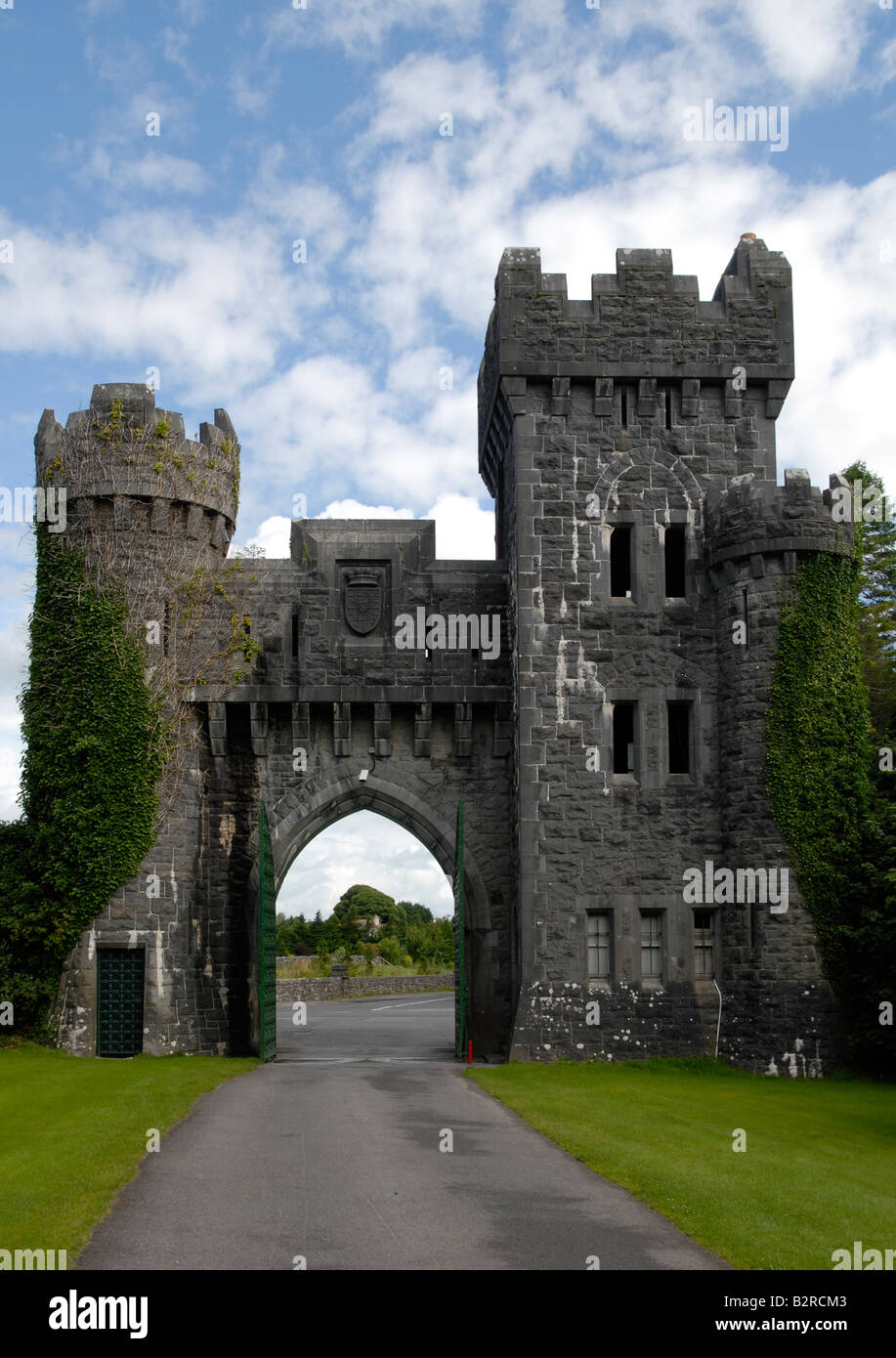 Ashford castle hi-res stock photography and images - Alamy