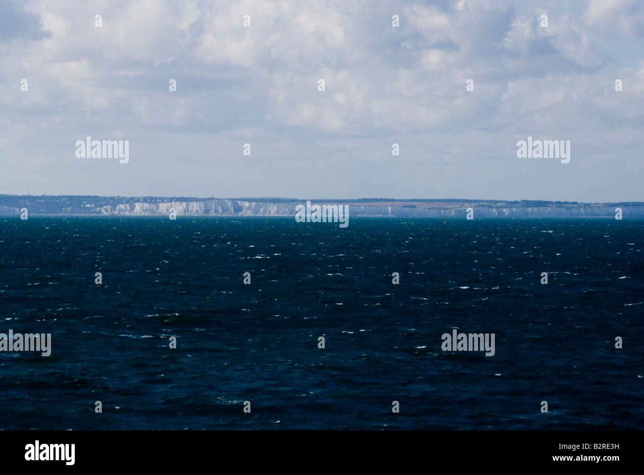 Dover cliffs uk hi-res stock photography and images - Alamy