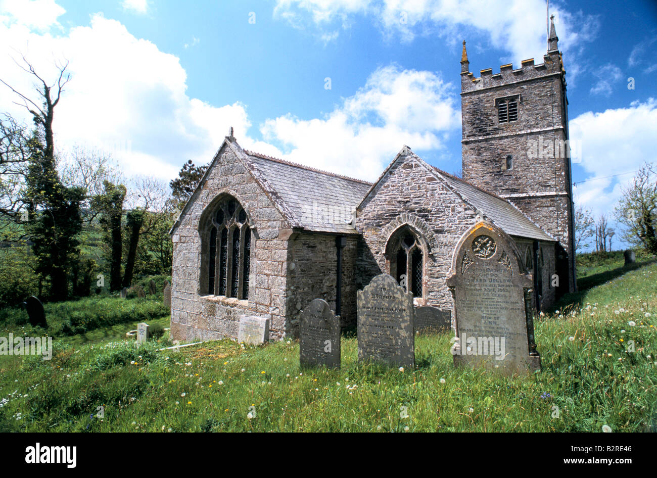 St juliots church cornwall hi-res stock photography and images - Alamy