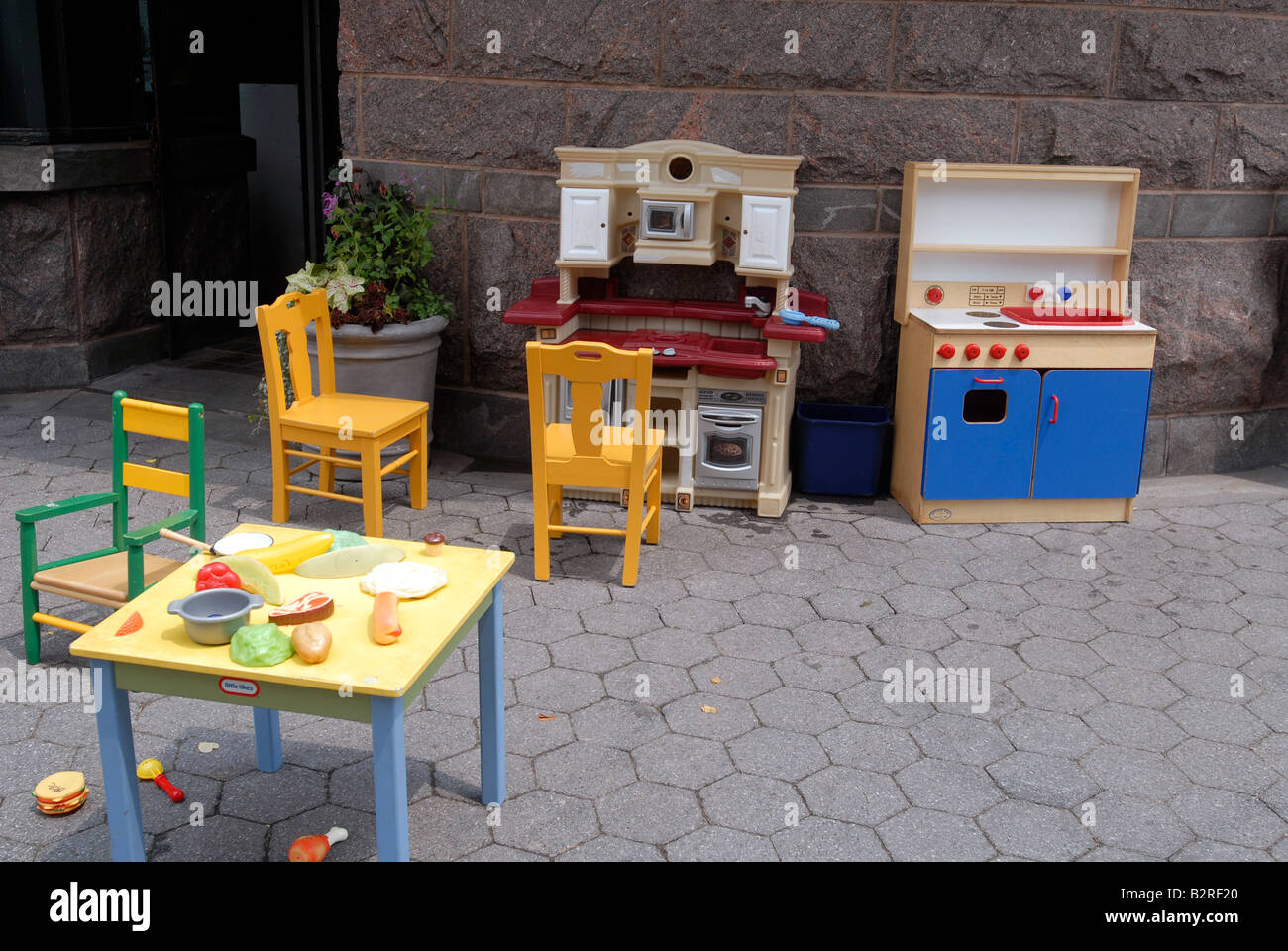 A child s toy kitchen Stock Photo - Alamy
