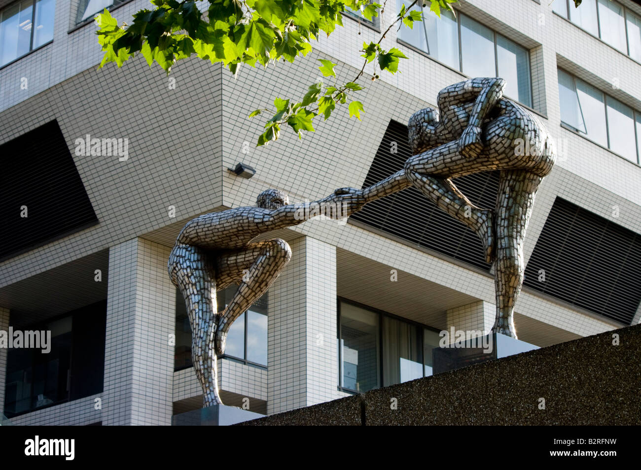 Hospital sculpture hi-res stock photography and images - Alamy