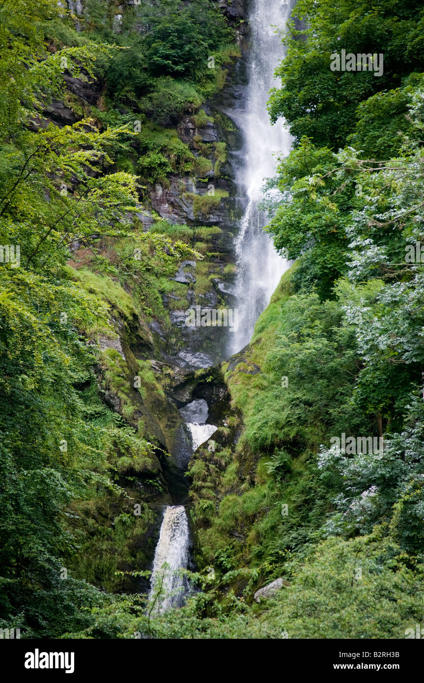 Pistyll Rhaeadr waterfall the tallest in Wales Llanrhaeadr ym Mochnant ...