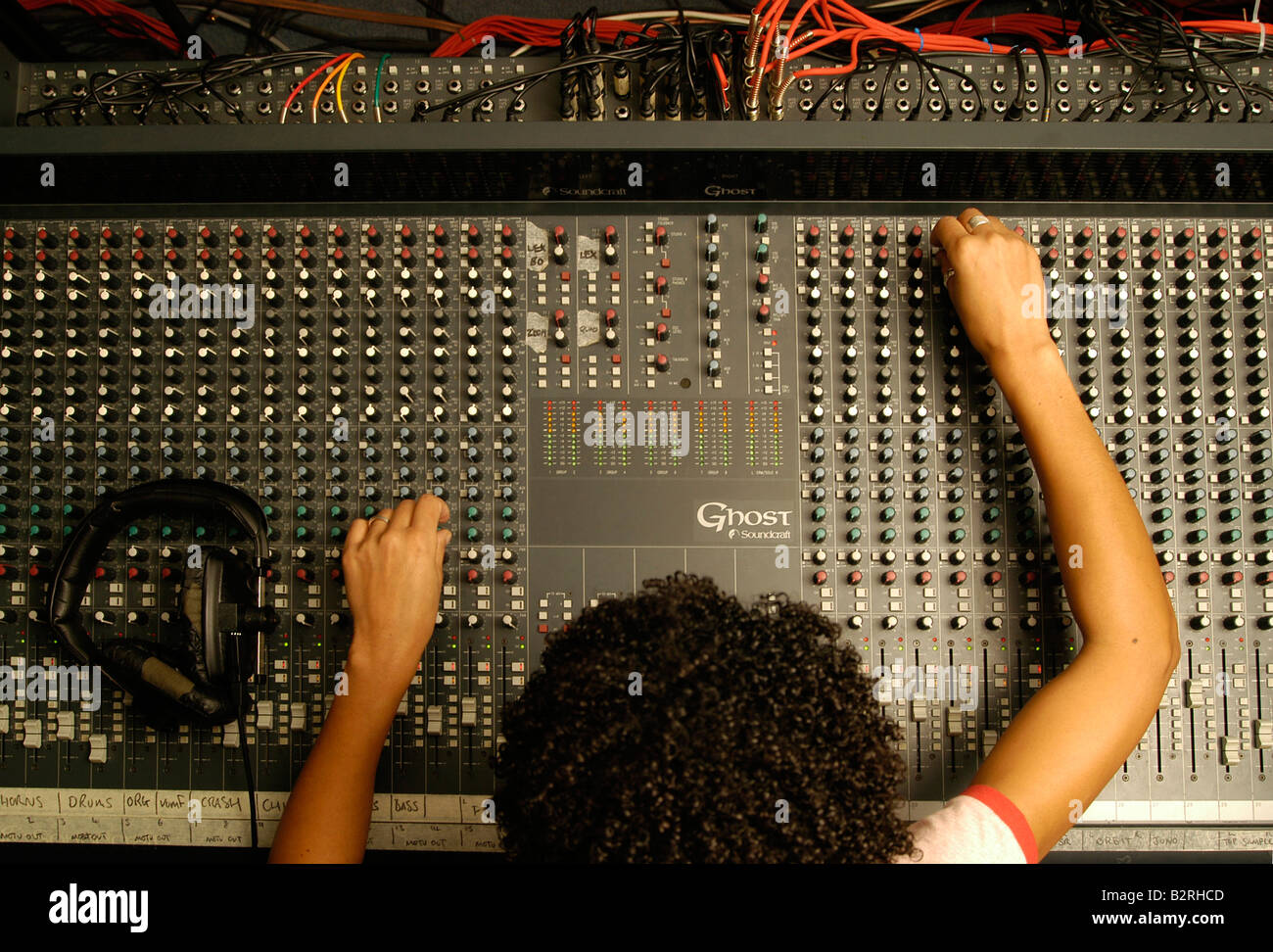 Black female sound engineer hi-res stock photography and images - Alamy