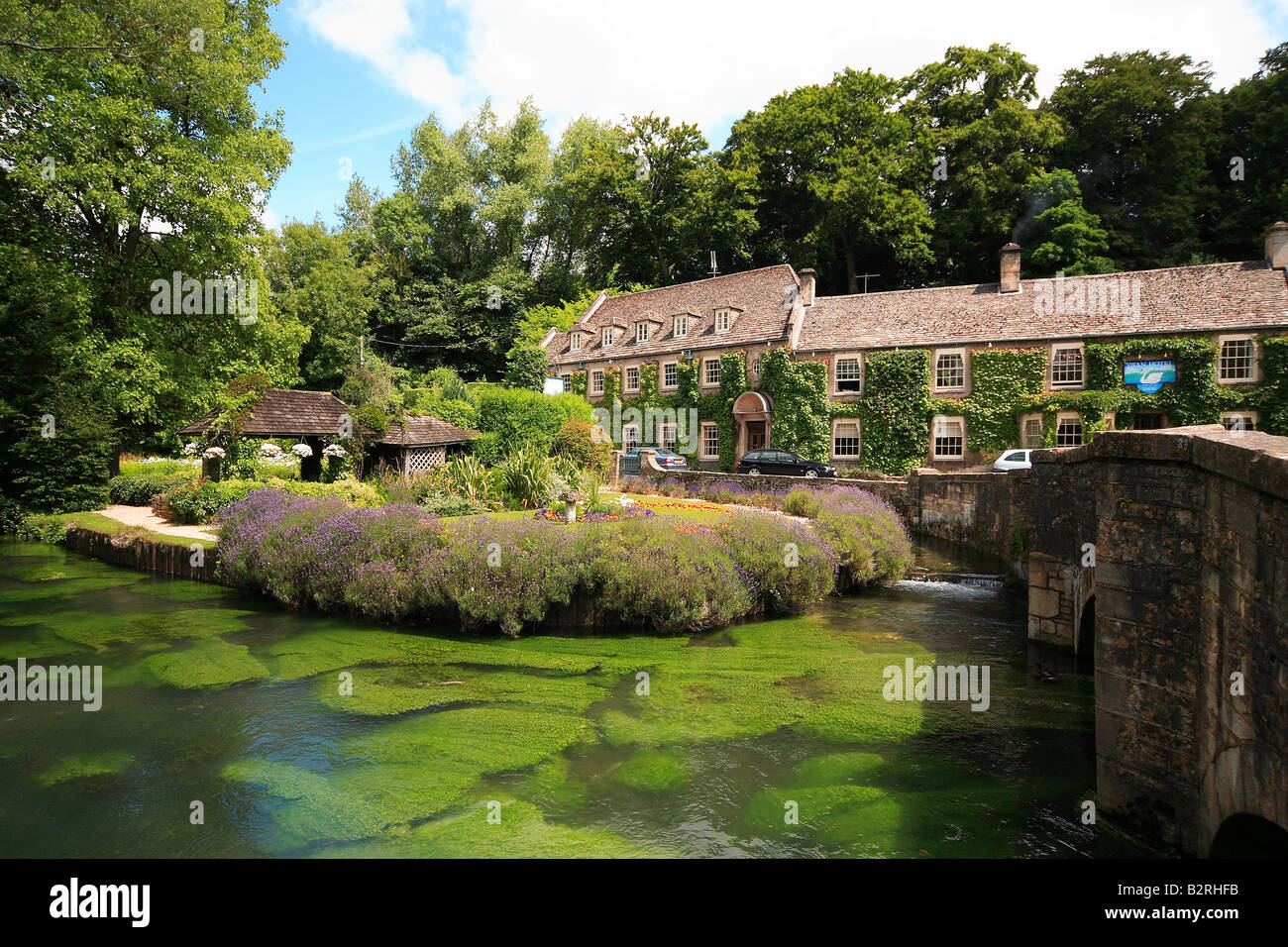 Swan Hotel Bibury Cotswolds England Stock Photo - Alamy