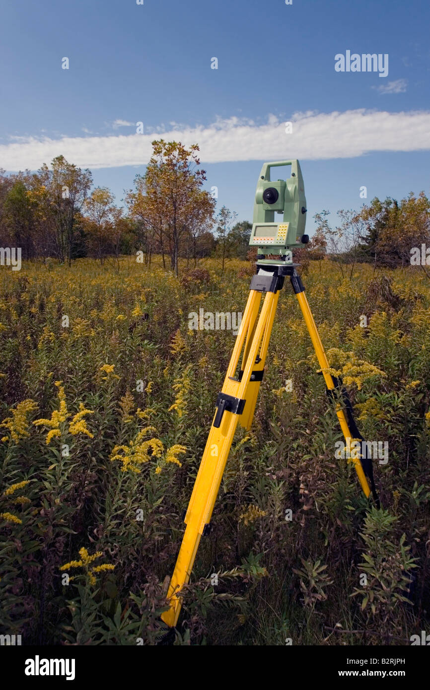 Target field station hi-res stock photography and images - Alamy