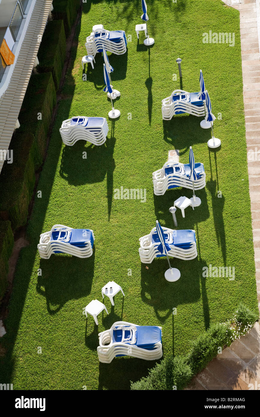 5 sun loungers hi-res stock photography and images - Alamy