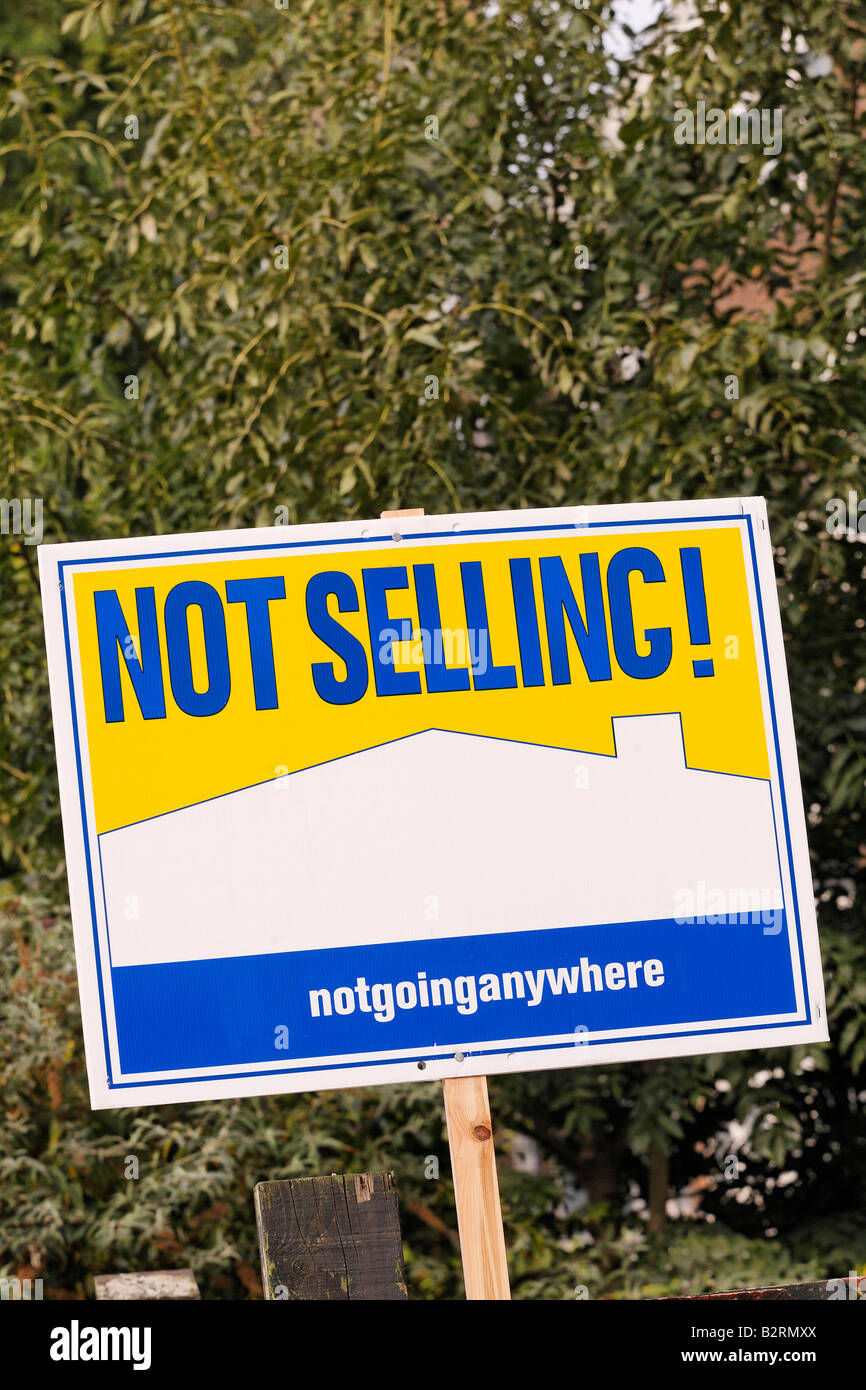 Real estate down hi-res stock photography and images - Alamy