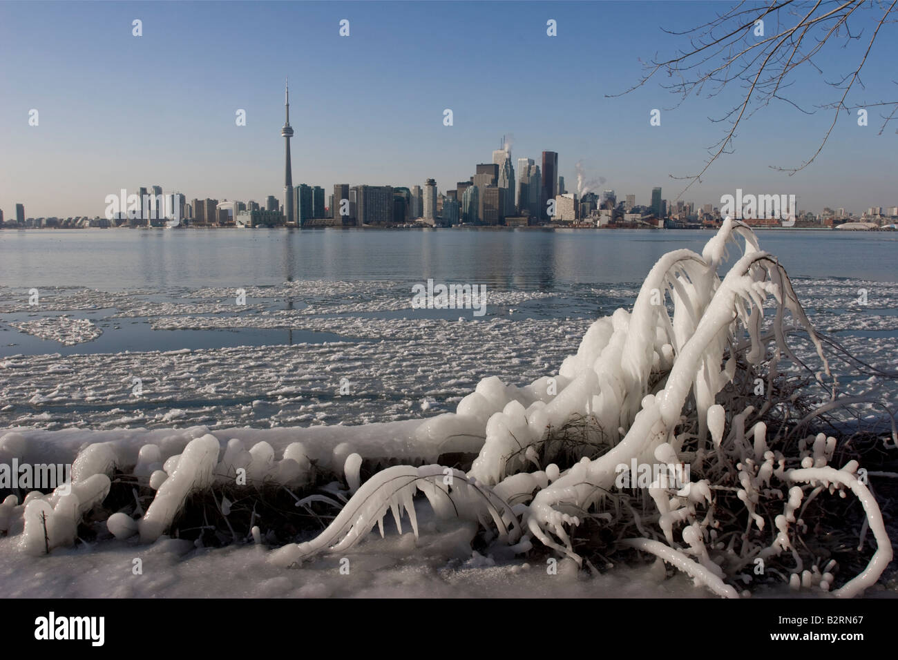 Downtown winter frozen ice cold hi-res stock photography and images - Alamy