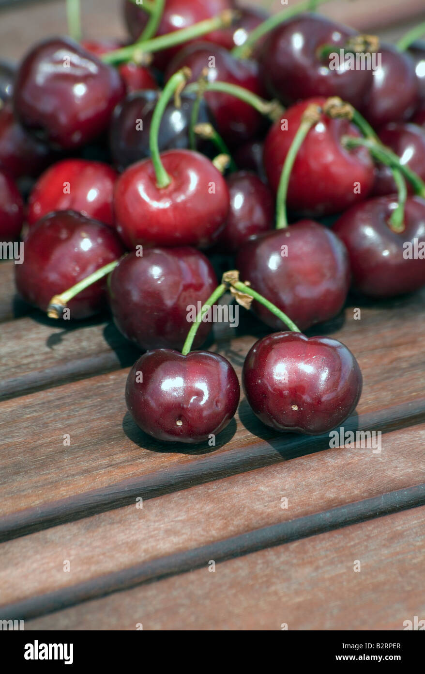 Fresh cherrys hi-res stock photography and images - Alamy
