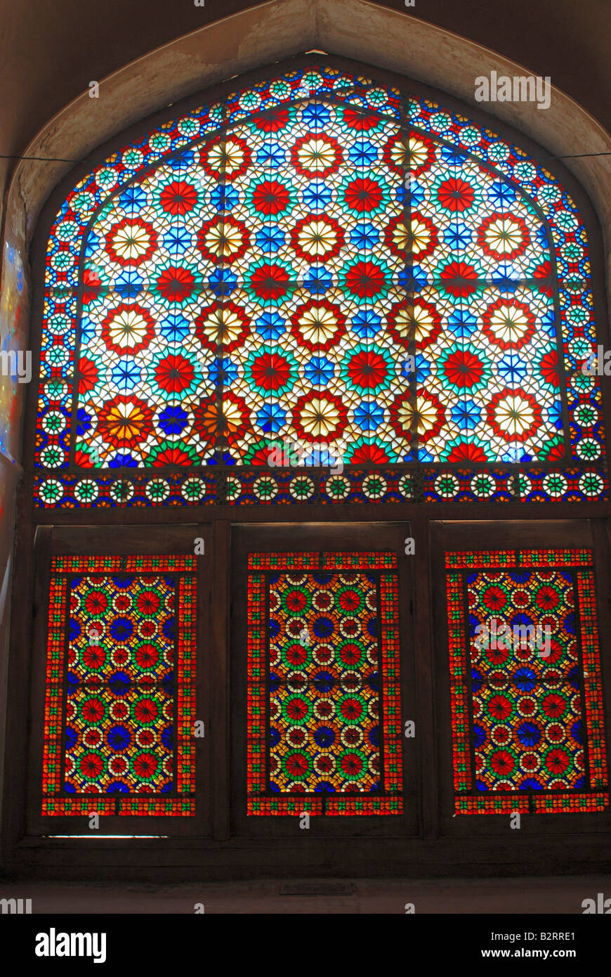 Iran. Yazd- Glass screen in Dolat Abad garden Stock Photo - Alamy