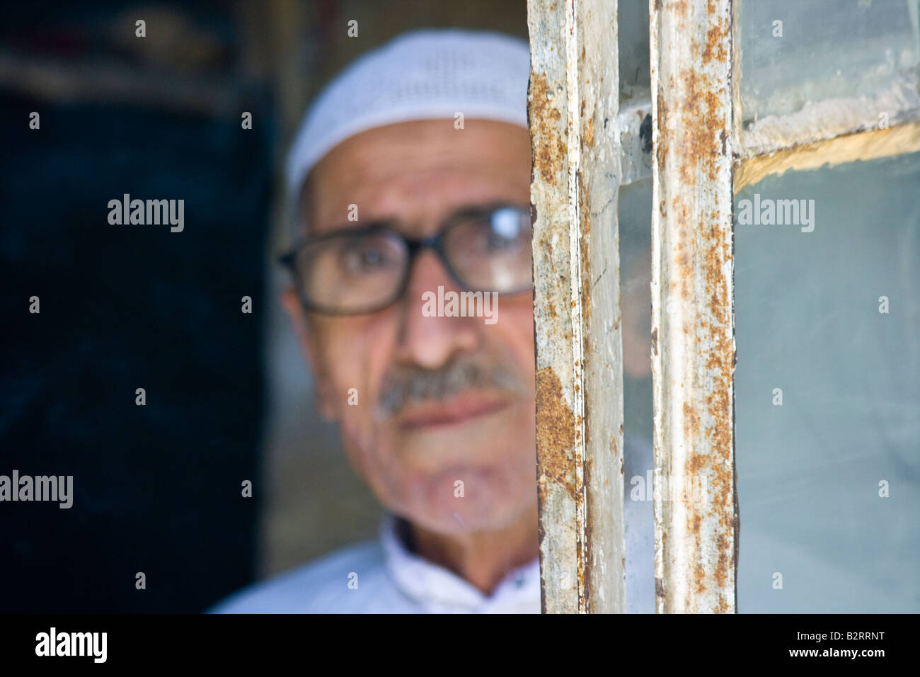 Elderly syrian arab man in hi-res stock photography and images - Alamy