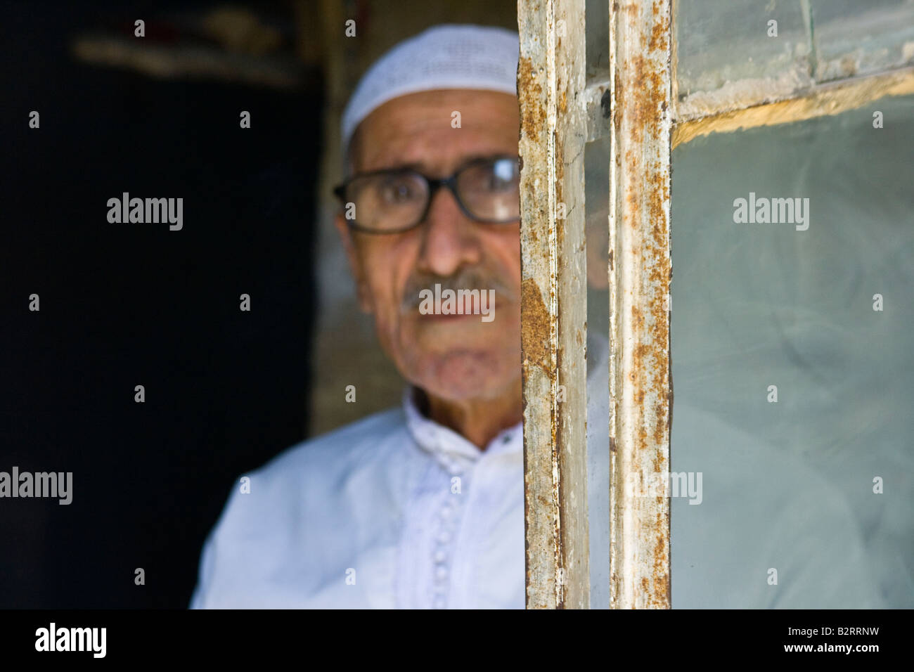 Old Muslim Man in the Old City in Aleppo Syria Stock Photo - Alamy