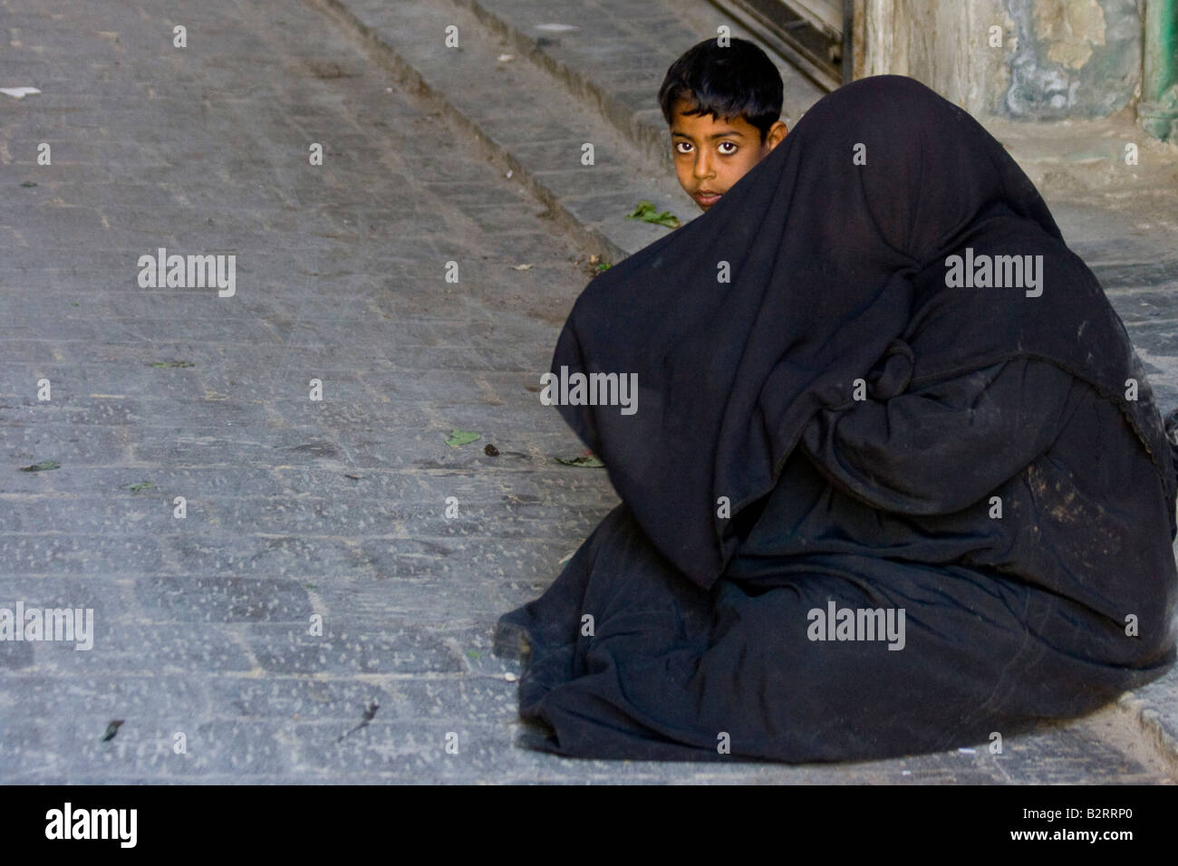 Homeless woman street hi-res stock photography and images - Alamy