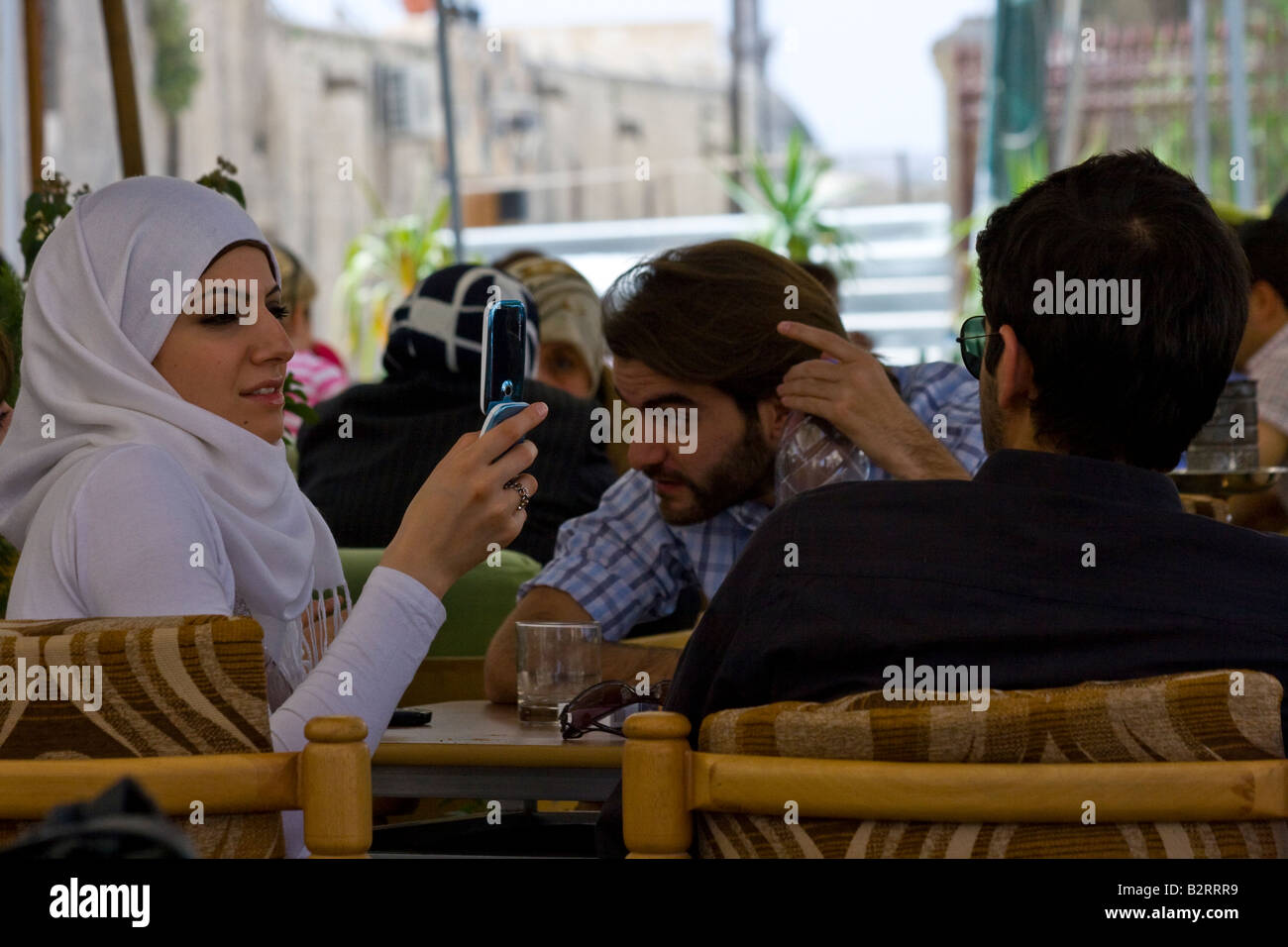 Young muslim woman syria hi-res stock photography and images - Alamy