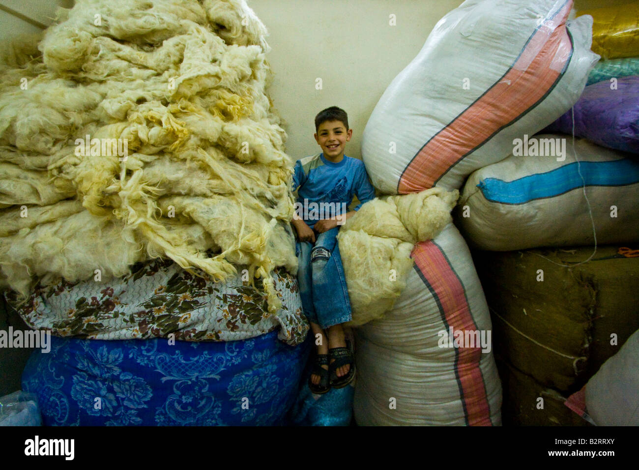 Selling wool hi-res stock photography and images - Alamy