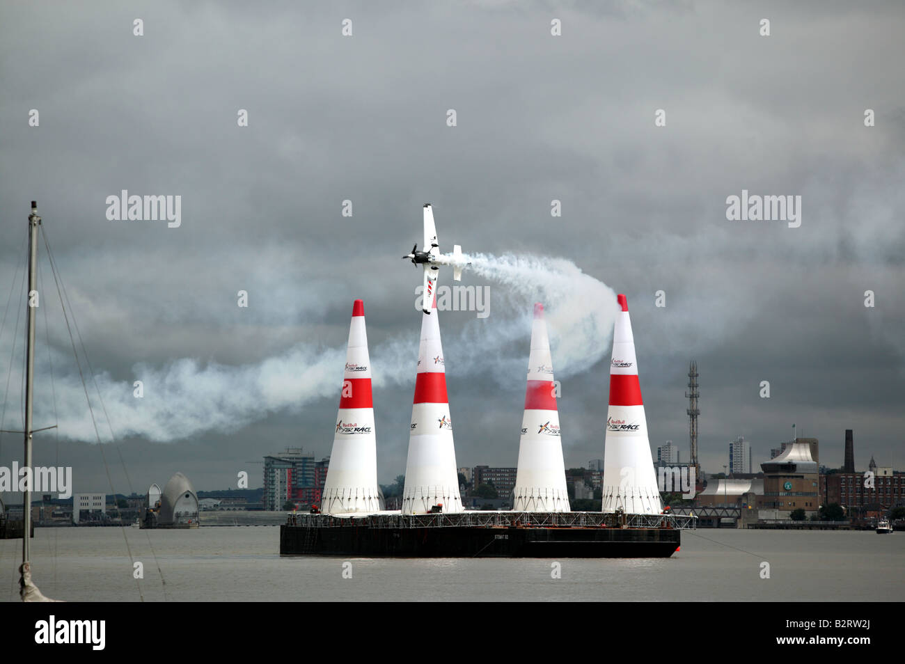 Hannes arch red bull air race hi-res stock photography and images - Alamy