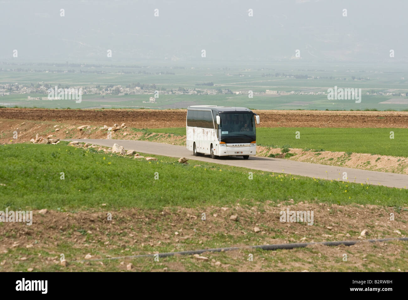 Syrian bus hi-res stock photography and images - Alamy