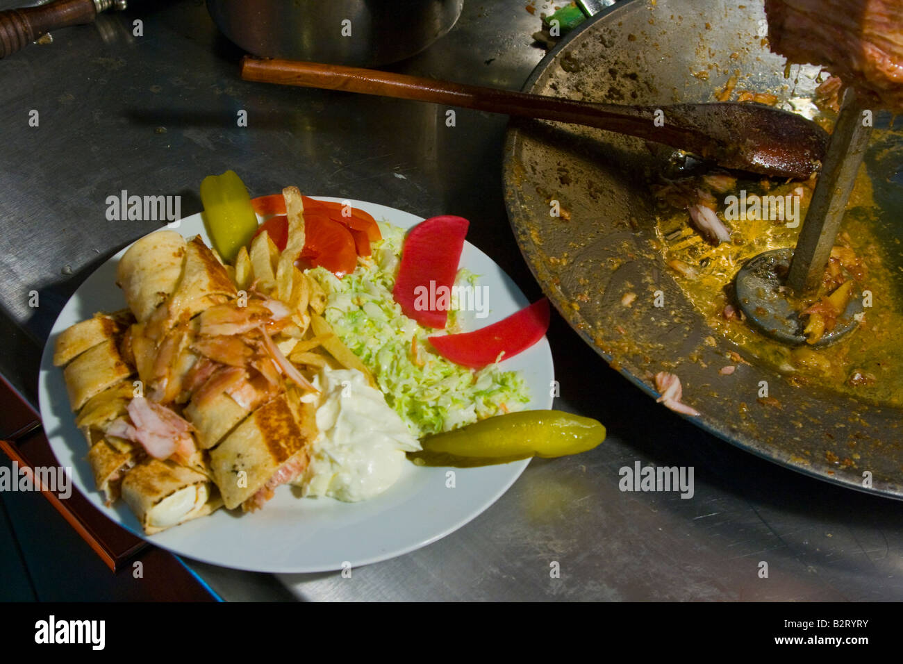 Damascus shawarma hi-res stock photography and images - Alamy