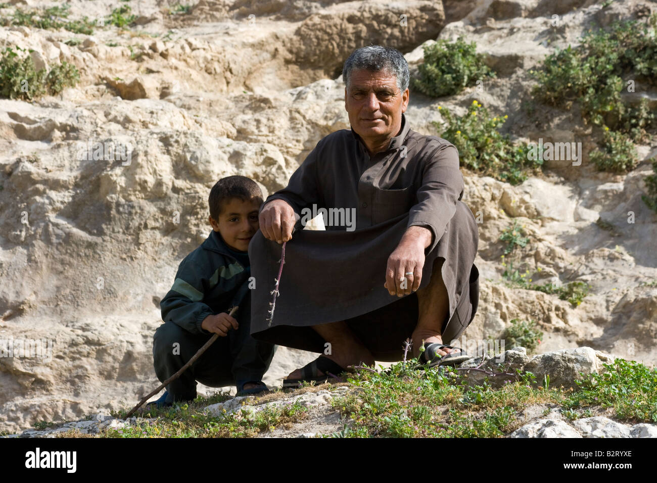 Father child syria not conflict hi-res stock photography and images - Alamy