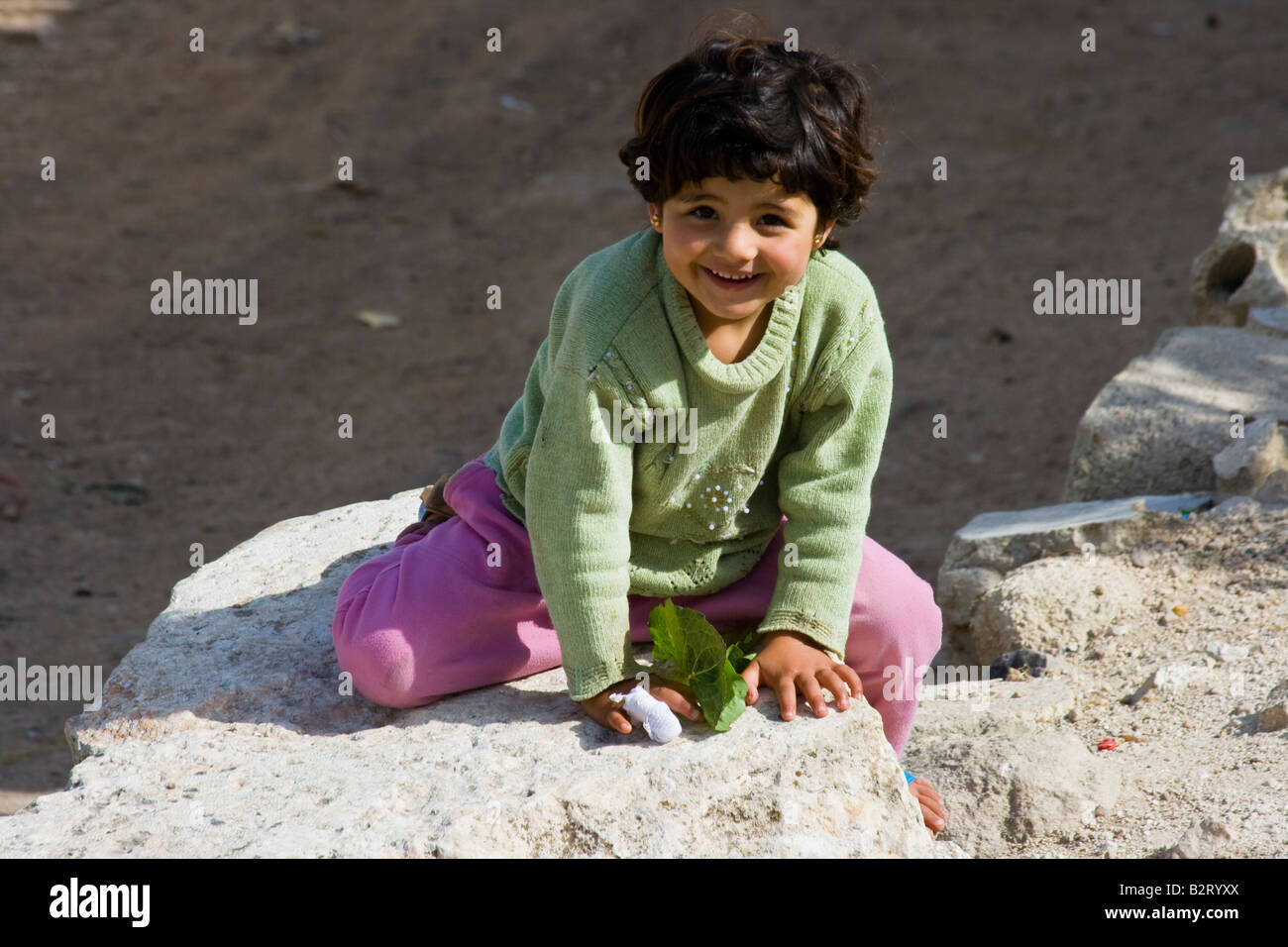 Syrian girl hi-res stock photography and images - Alamy