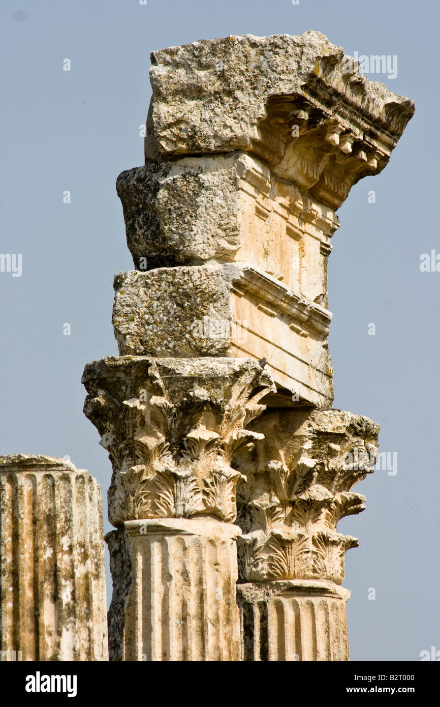 Columns roman ruins hi-res stock photography and images - Alamy