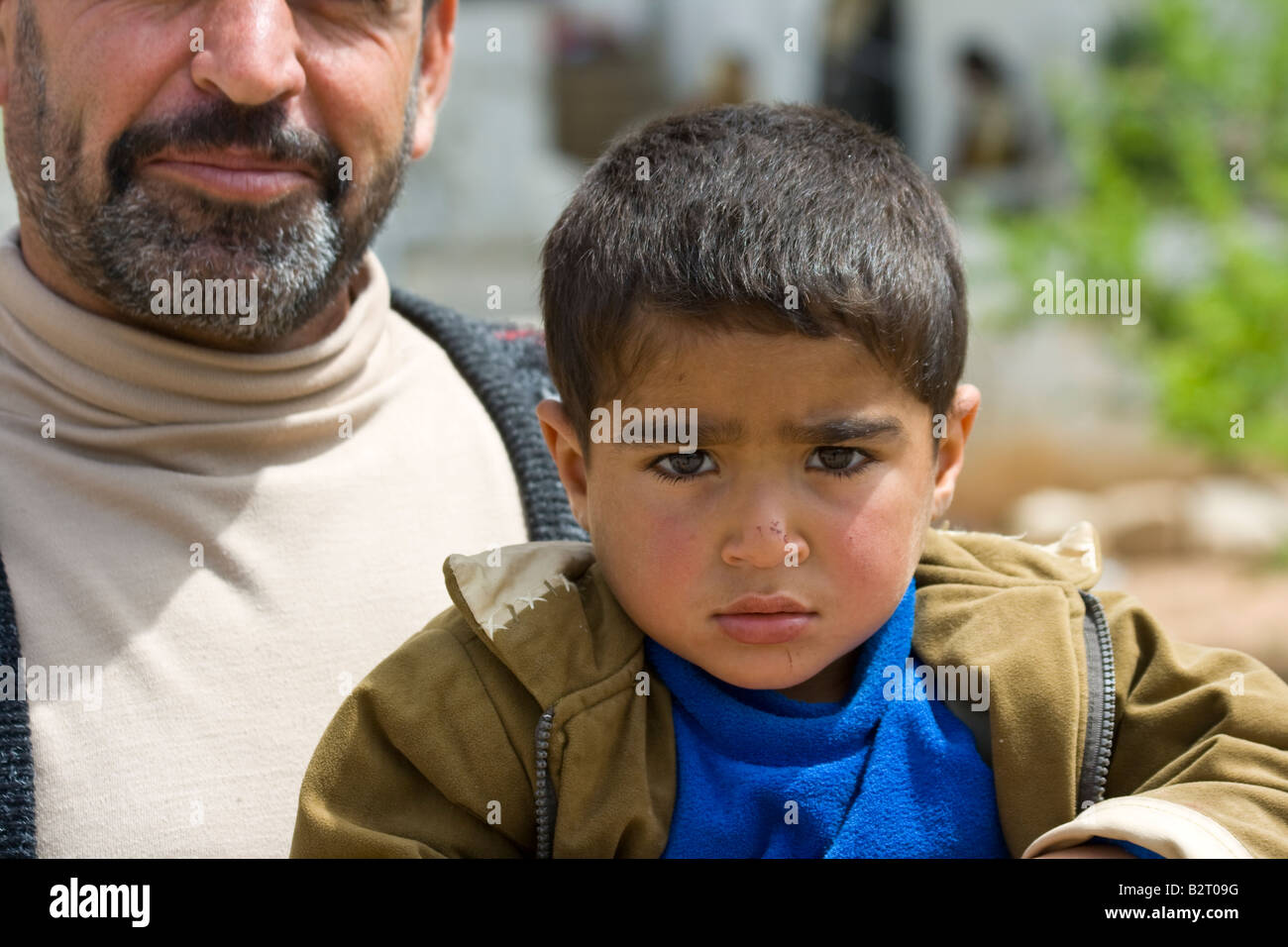 Father child syria not conflict hi-res stock photography and images - Alamy
