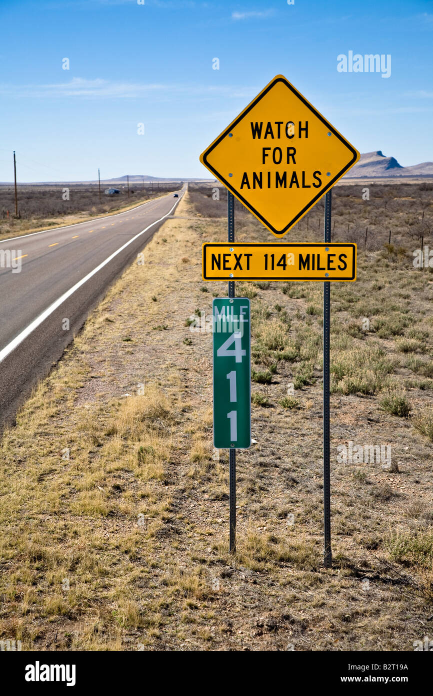 United states road signs miles hi-res stock photography and images - Alamy