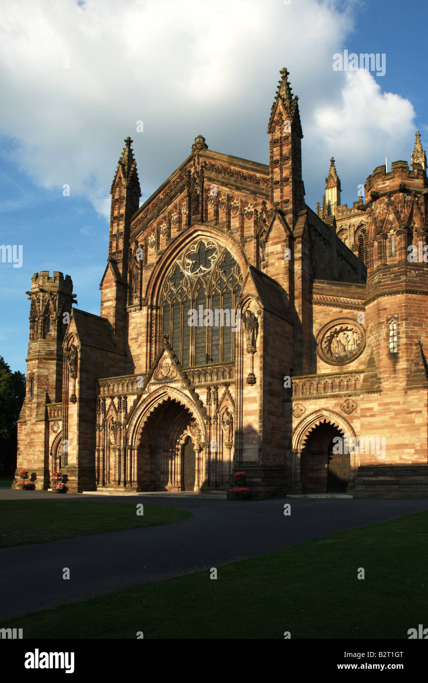 Cathedral stonework hi-res stock photography and images - Alamy